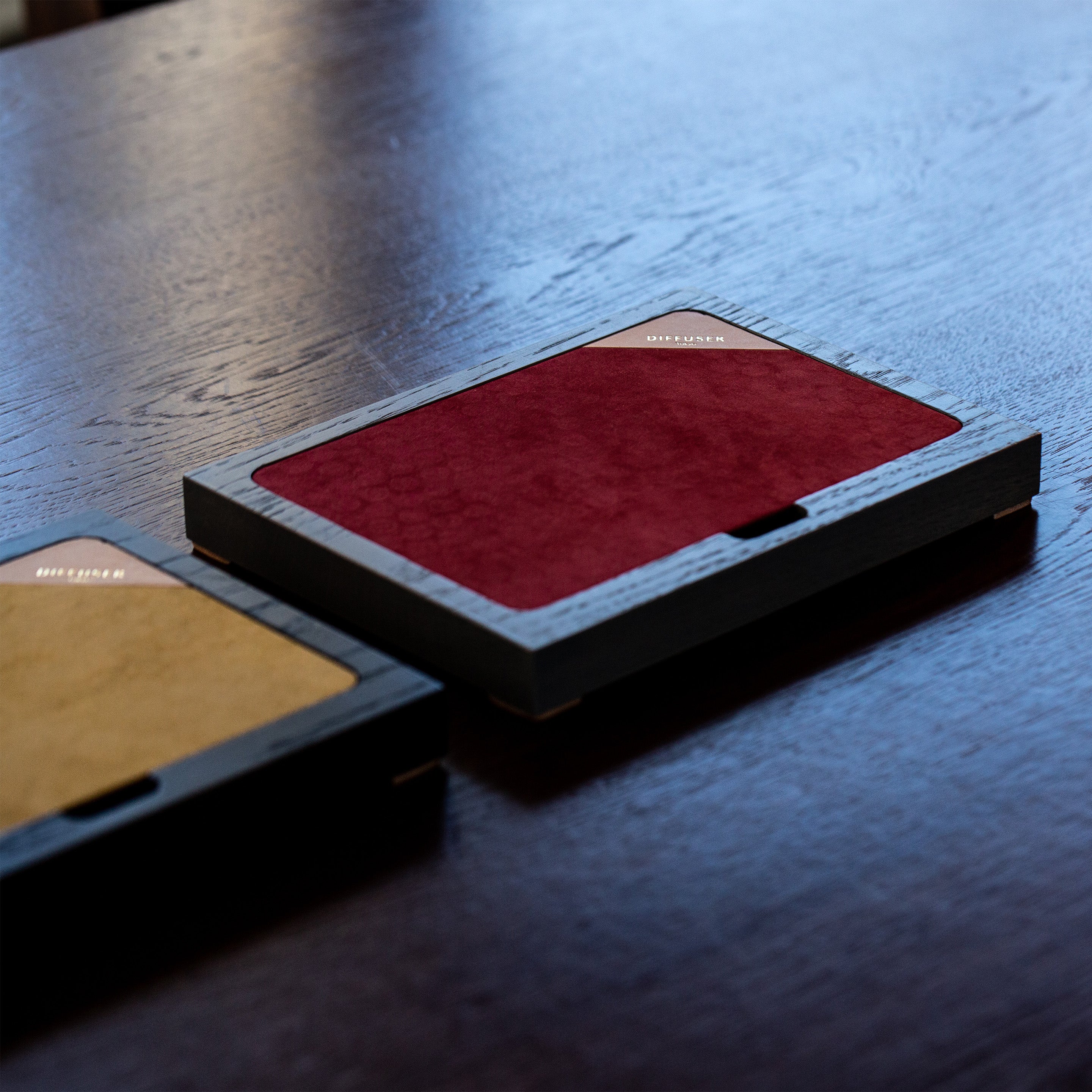 DIFFUSER Tokyo // 木質托盤鏡面展示組 – JEpoque