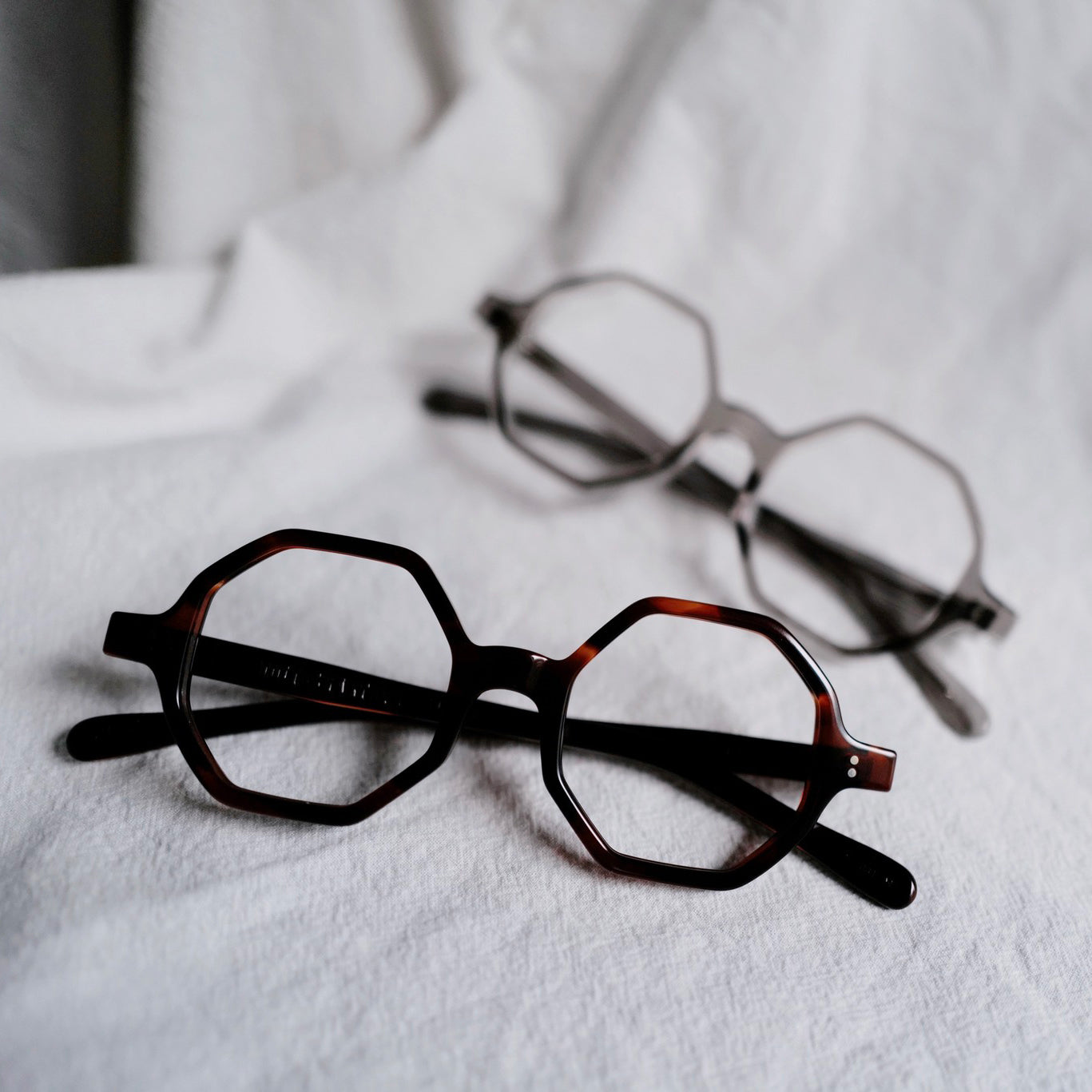 JULIUS TART OPTICAL // T-HEX – JEpoque